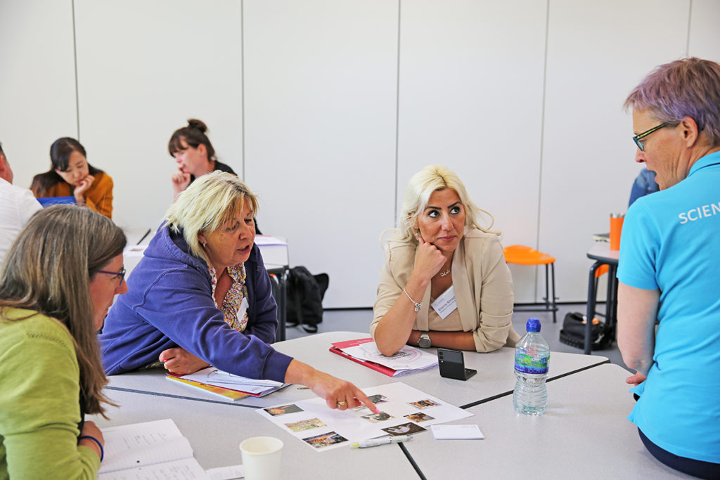 Teachers inspired at the Primary Science Conference - Science Oxford